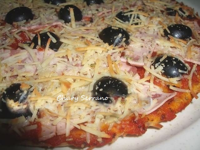 PIZZAS GIGANTES 2 SABORES (2 recetas) - Mi cocina y otras cosas - Chary ...