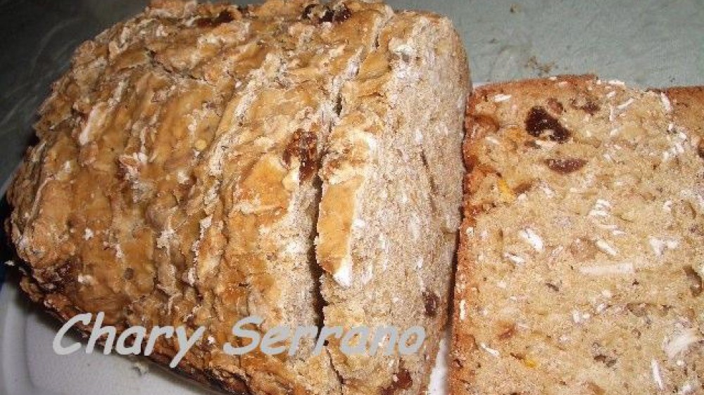 PAN DULCE INTEGRAL DE PASAS, ALMENDRAS Y MUESLI - Mi cocina y otras ...
